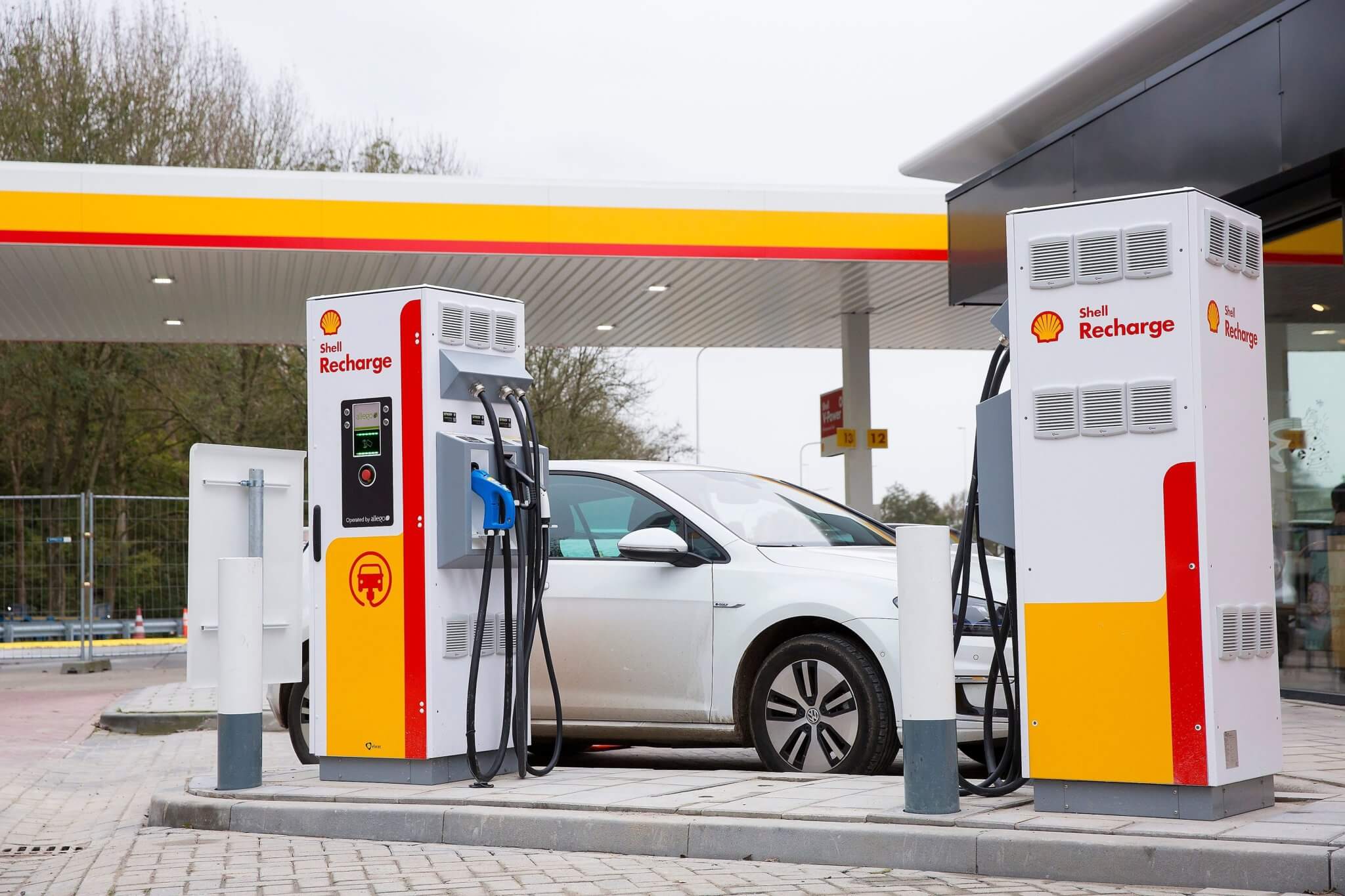 JuicePass laadpas voor buitenland - Elektrischeautovakanties.nl