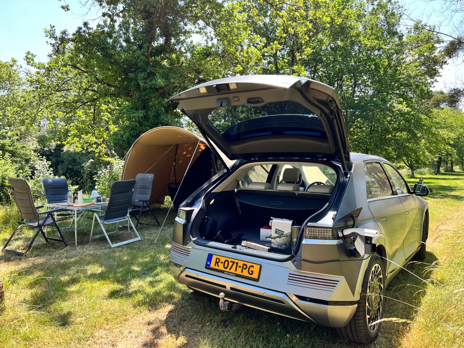 Review: Met de elektrische auto en vouwwagen op vakantie naar Frankrijk ...